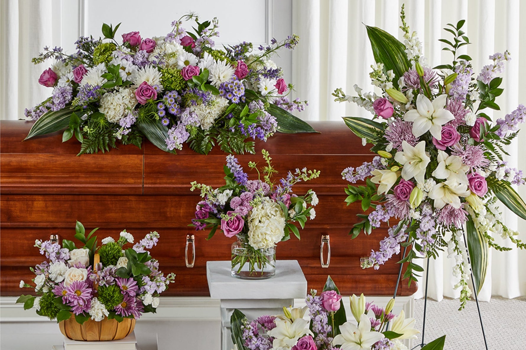 Coffrets de collection Sympathy flowers in Jonquiere, PQ | Salon Diane ...